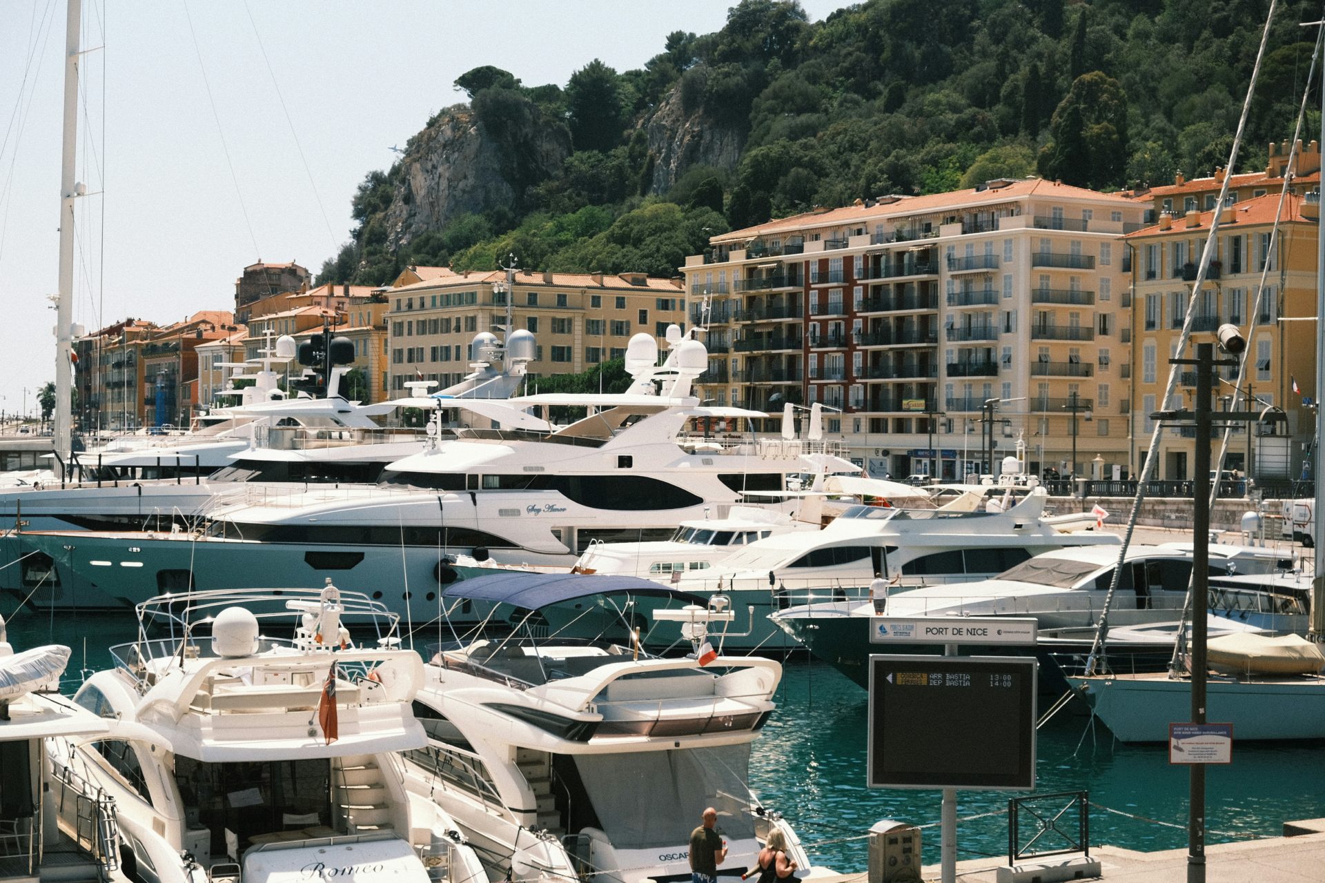 Monaco Grand Prix Yacht Parties | Monaco F1 Yacht Parties | Liven Up Monaco